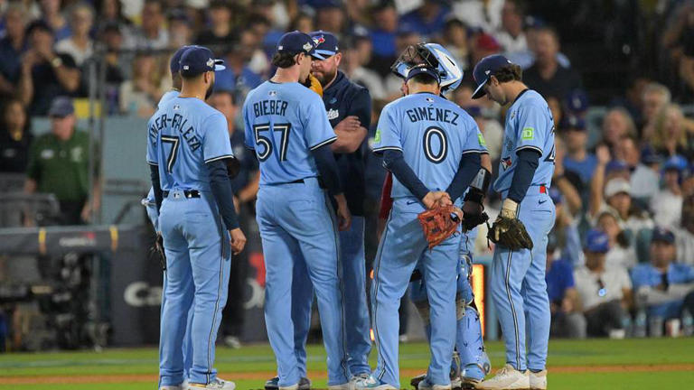 Giants pitcher Robbie Ray's fantasy value skyrockets in mock trade to ...