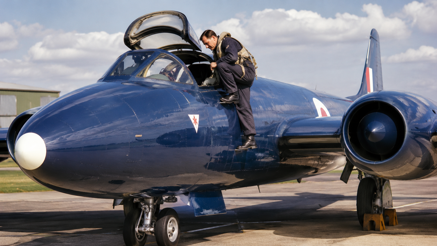 The English Electric Canberra - The jet bomber that stunned the world ...