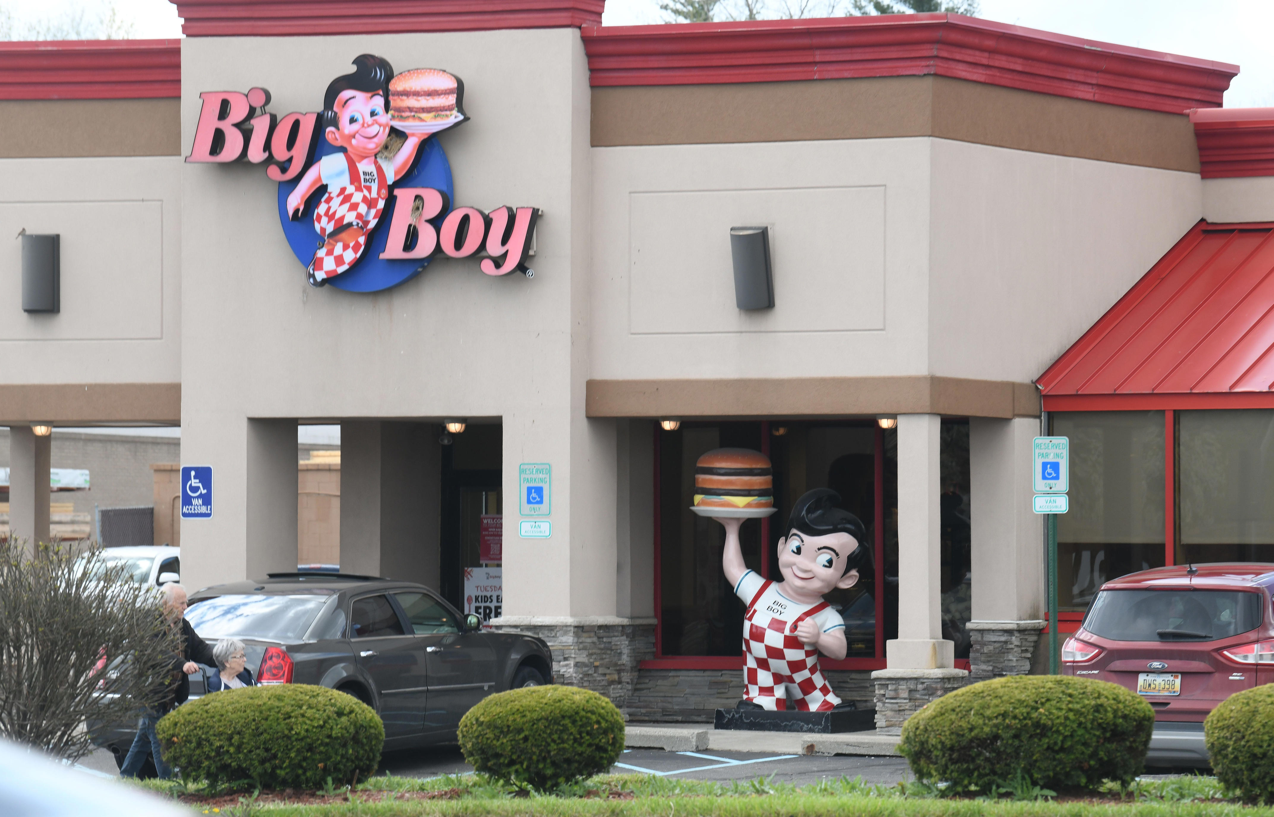 Big Boy celebrates 90th anniversary with a $1.90 sandwich