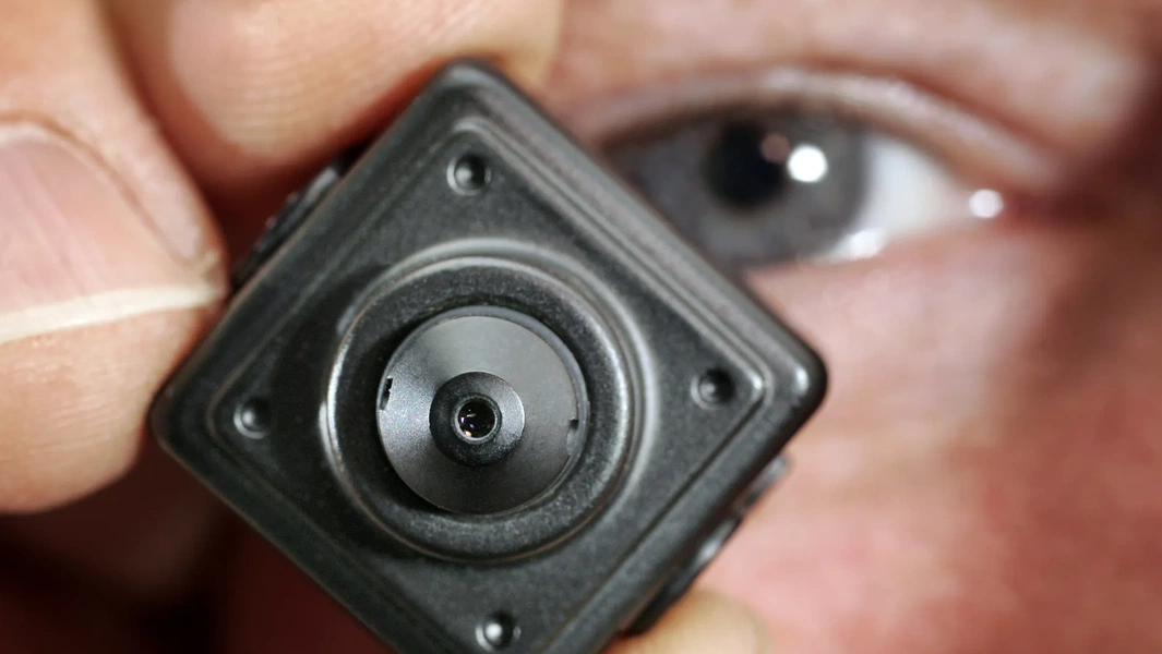 How to detect hidden cameras in accommodations