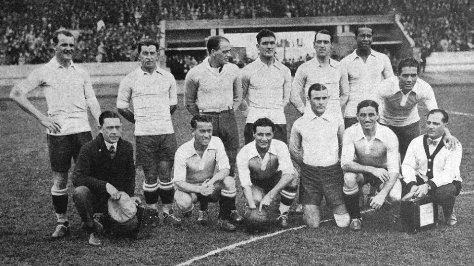 ¿Por qué el escudo de la selección uruguaya tiene cuatro estrellas y no ...