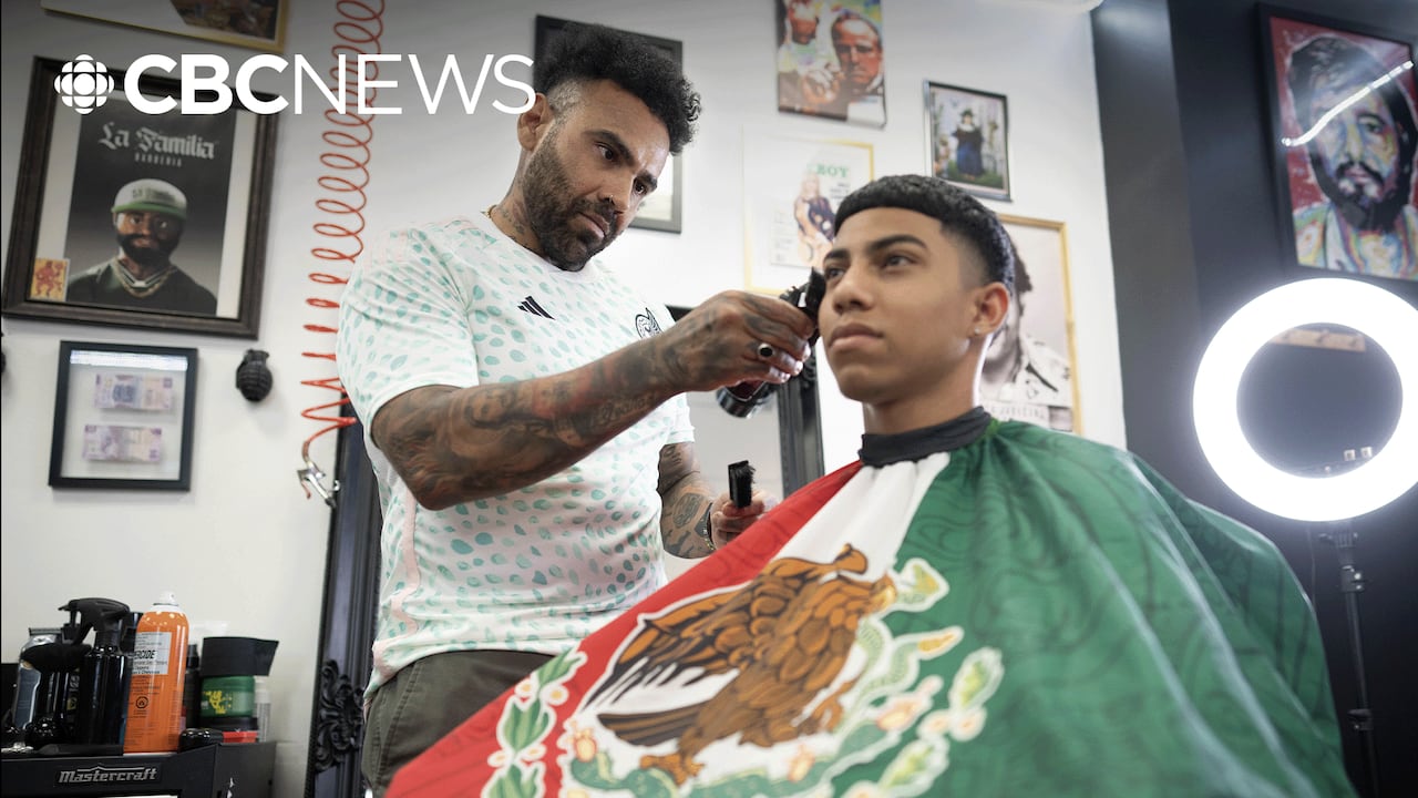Vancouver Mexican businesses pitch area as Canada's first 'Mexican barrio'