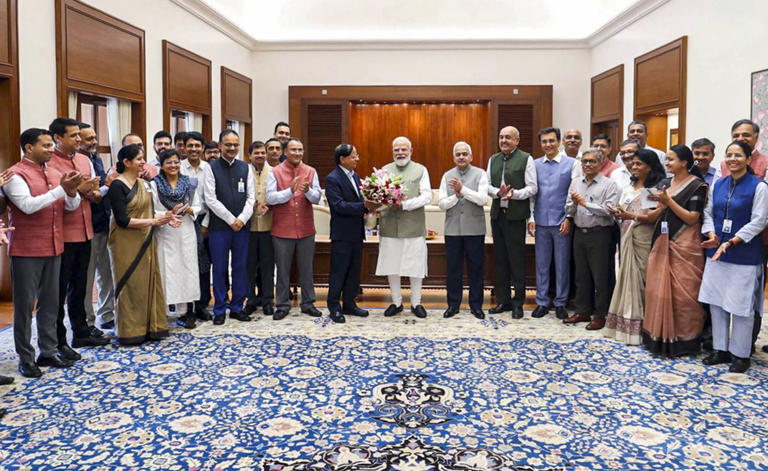 'Symbol of deep public trust': Baluni hails Modi’s milestone of 4,399 ...