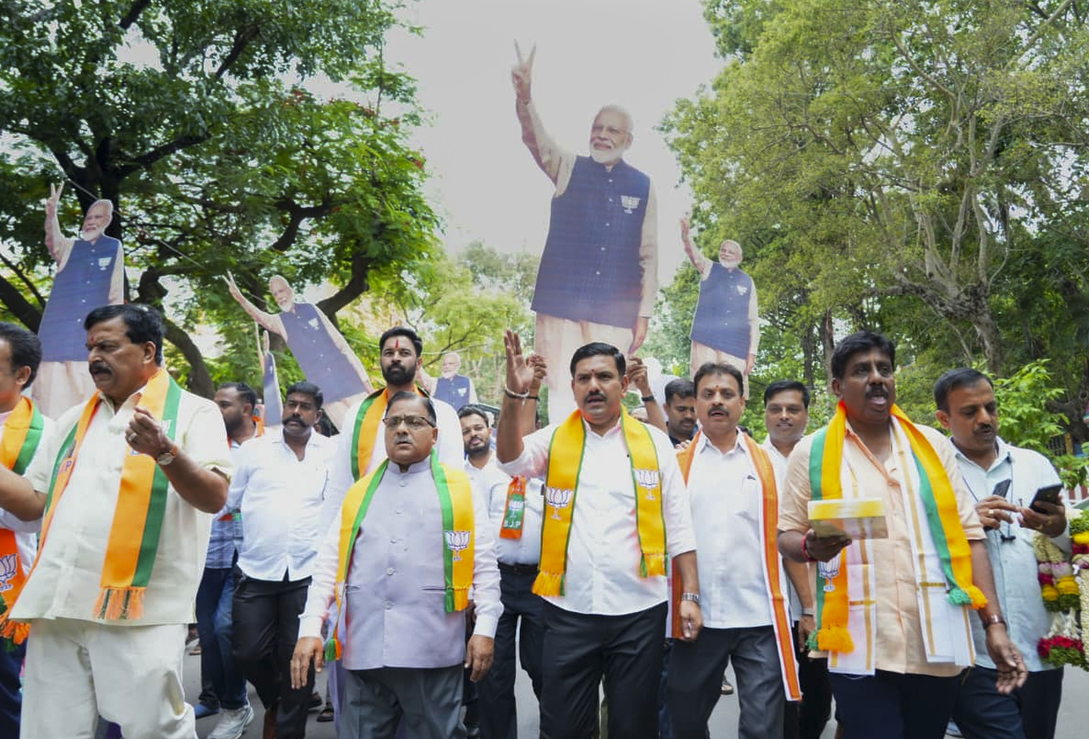 'Symbol of deep public trust': Baluni hails Modi’s milestone of 4,399 ...