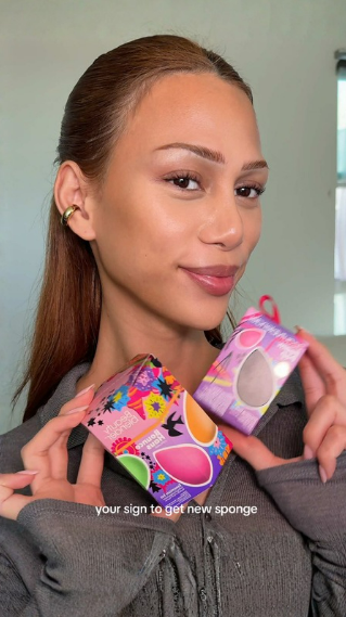 It might be time to replace your Beautyblender sponges