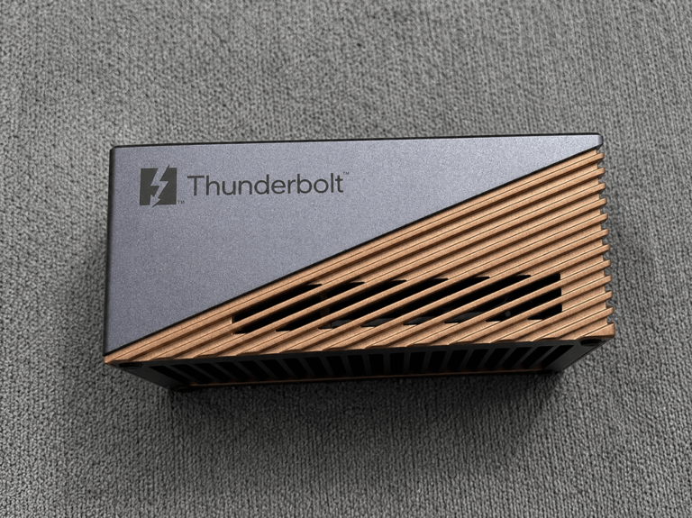 Ugreen Maxidok review: The Thunderbolt 5 dock built for serious desks