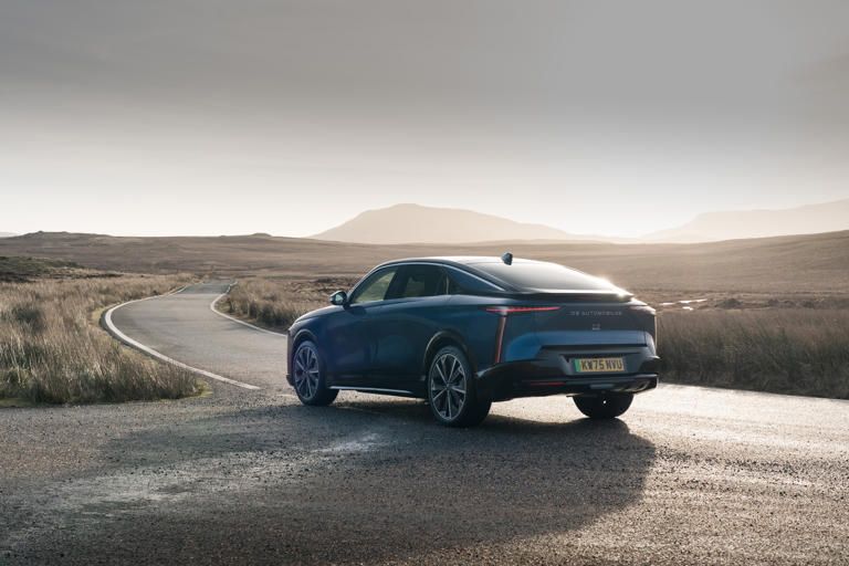 Haute couture meets battery power: The unconventional DS No. 8