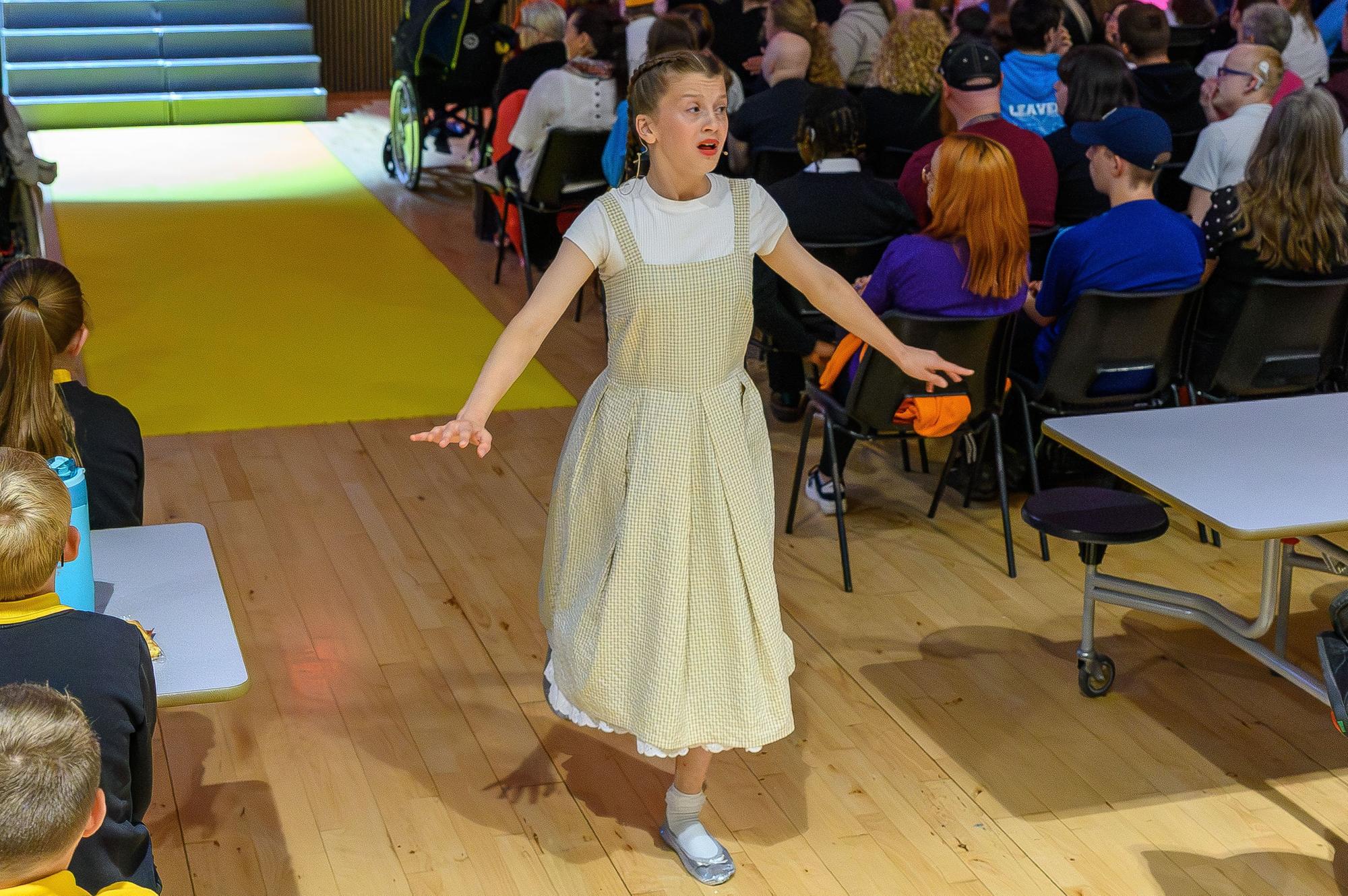 Braes High pupils hit the yellow brick road for school show