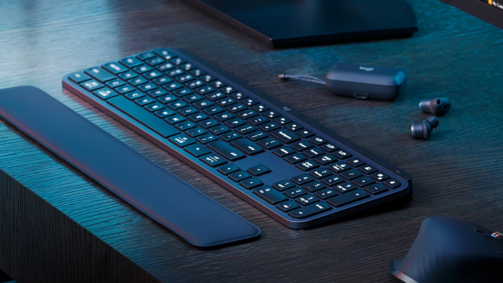 The best quiet wireless keyboard I’ve used is on sale for $110 now