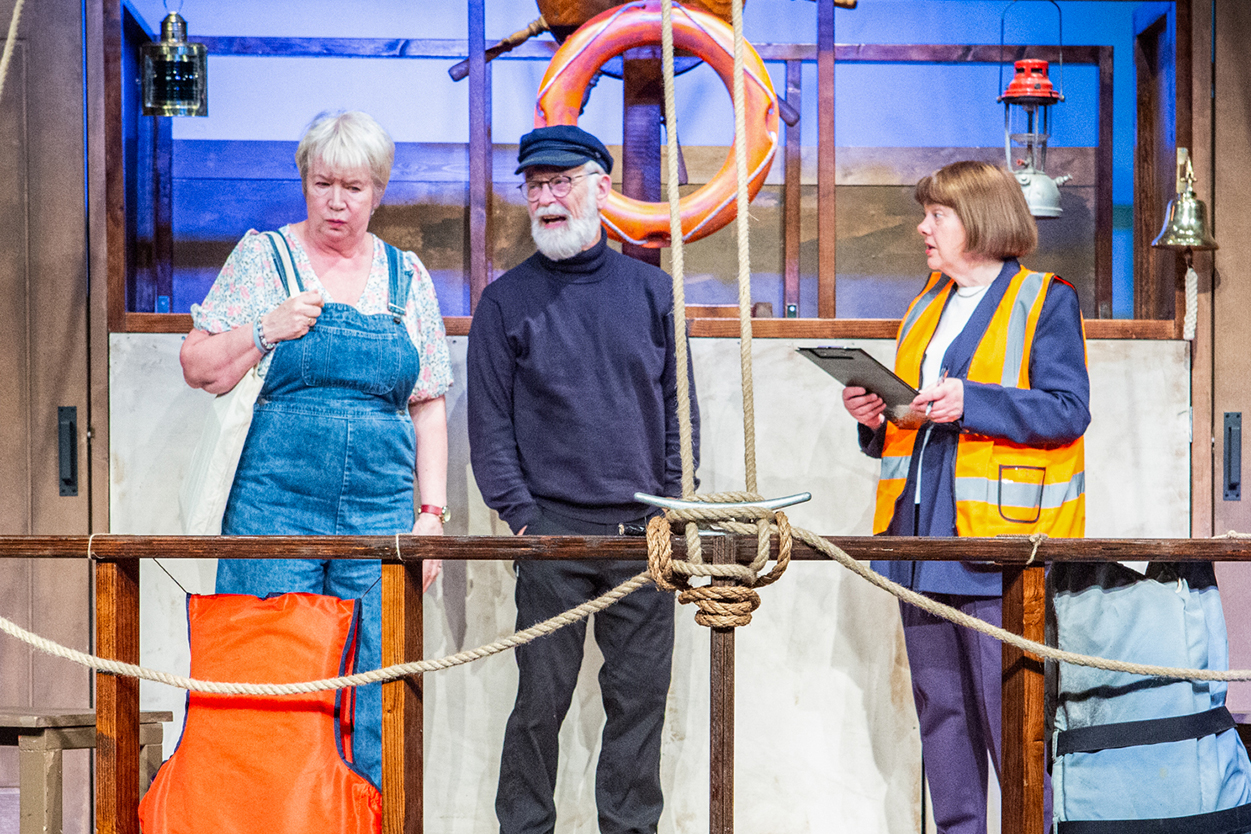 Whitby Rebels review: Tudor Players delight with stupendously silly show