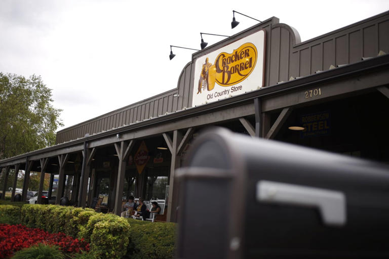 Cracker Barrel’s logo drama is in the past. The stock soars 33% after ...