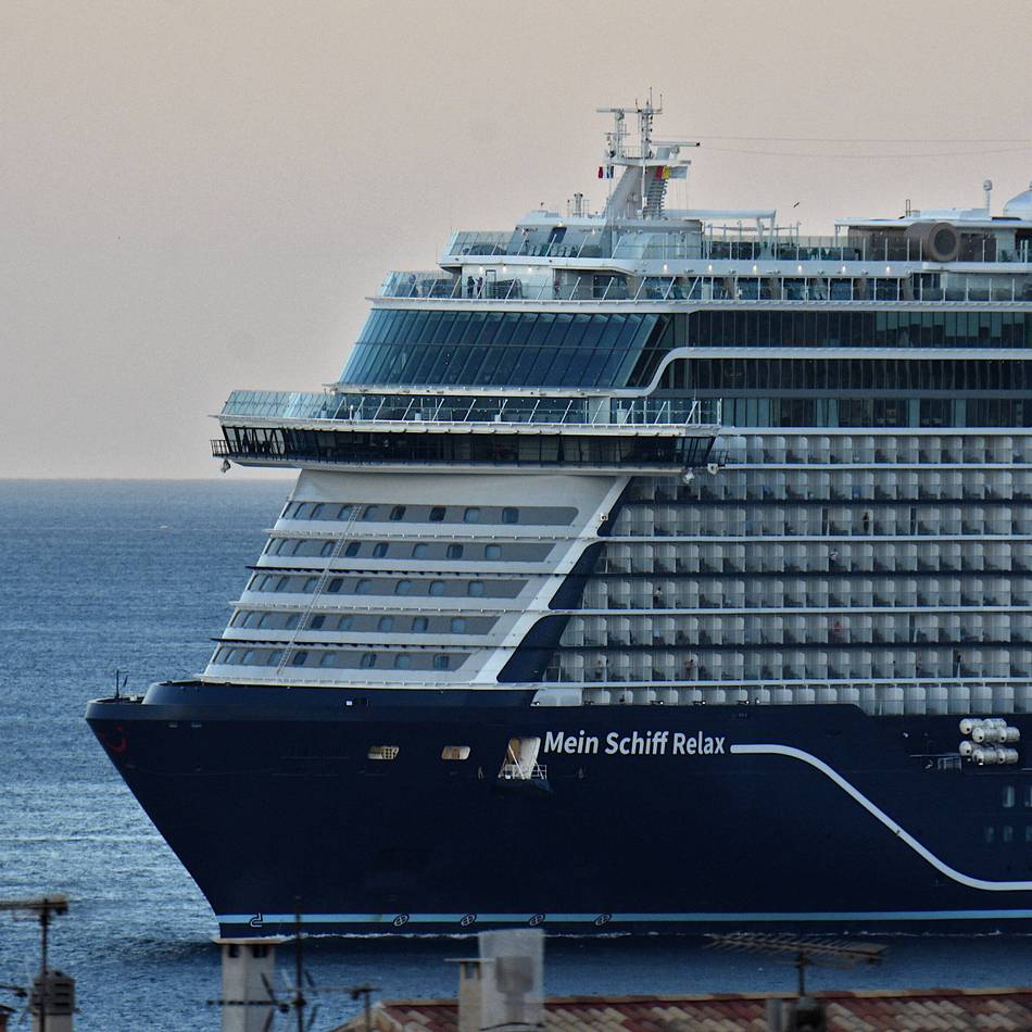Sprengstoffalarm – „Mein Schiff Relax“ wird evakuiert