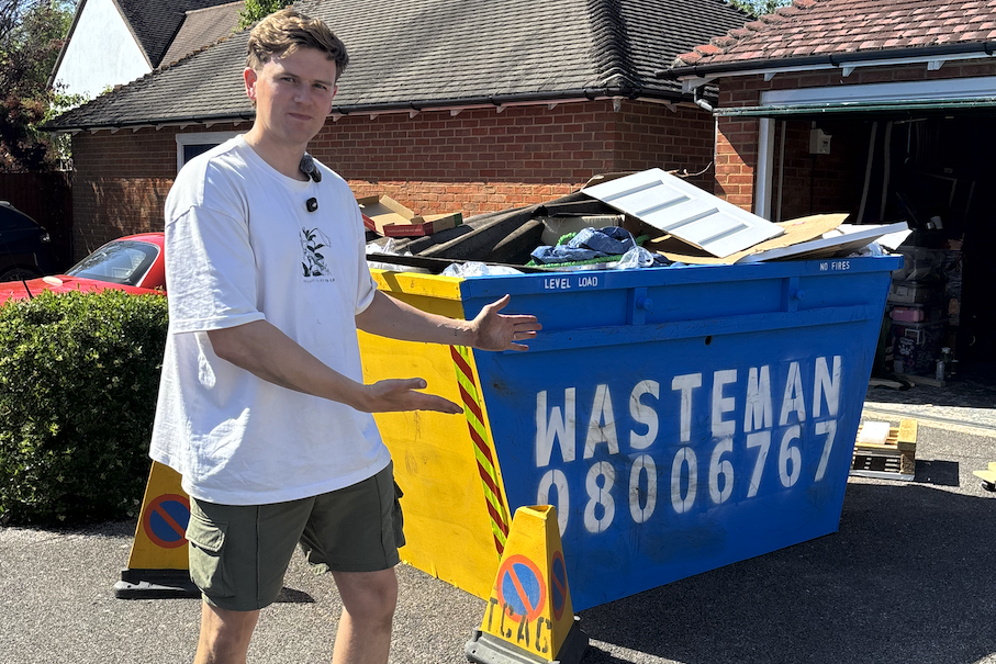 'Nobody noticed' - Worthing YouTuber spends night sleeping inside a skip