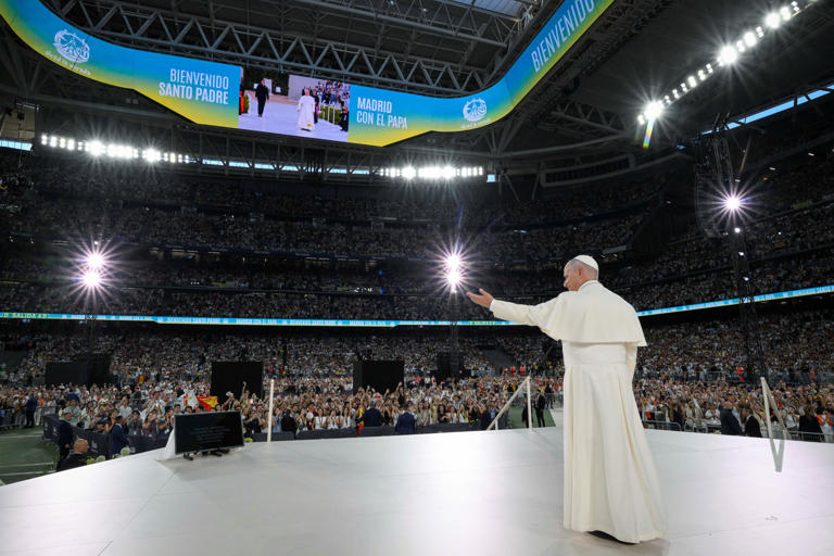 Pope Leo’s private meeting with Trump nemesis Bad Bunny revealed