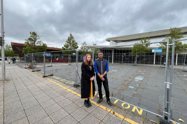 Anger at 'eyesore' outside major Swindon supermarket