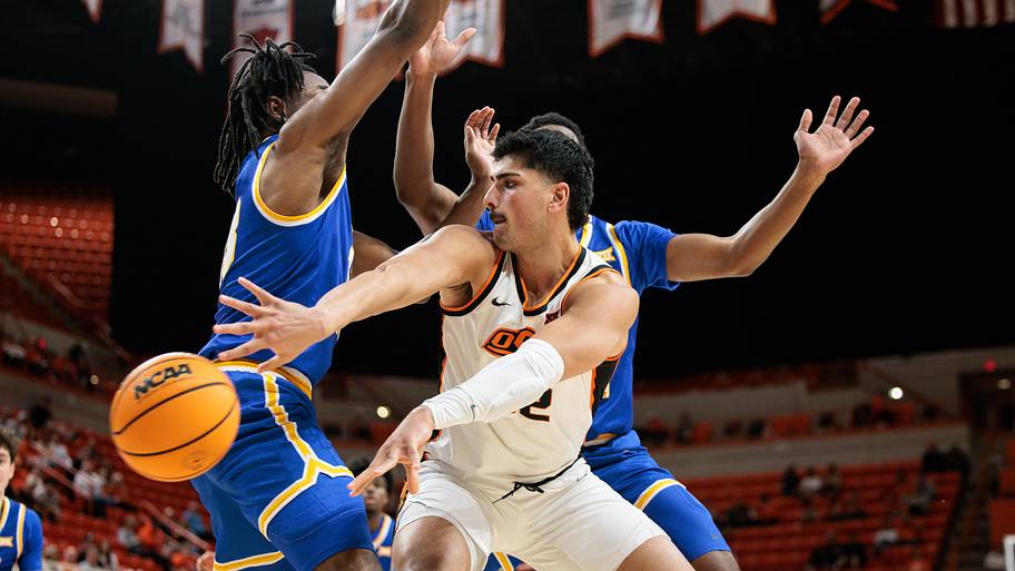 Oklahoma State’s final basketball scholarship hinges on Parsa Fallah waiver