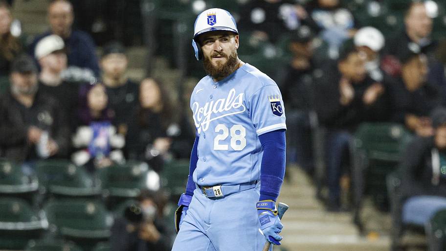 Looming loss of Kyle Isbel may not be as detrimental to Royals' lineup ...