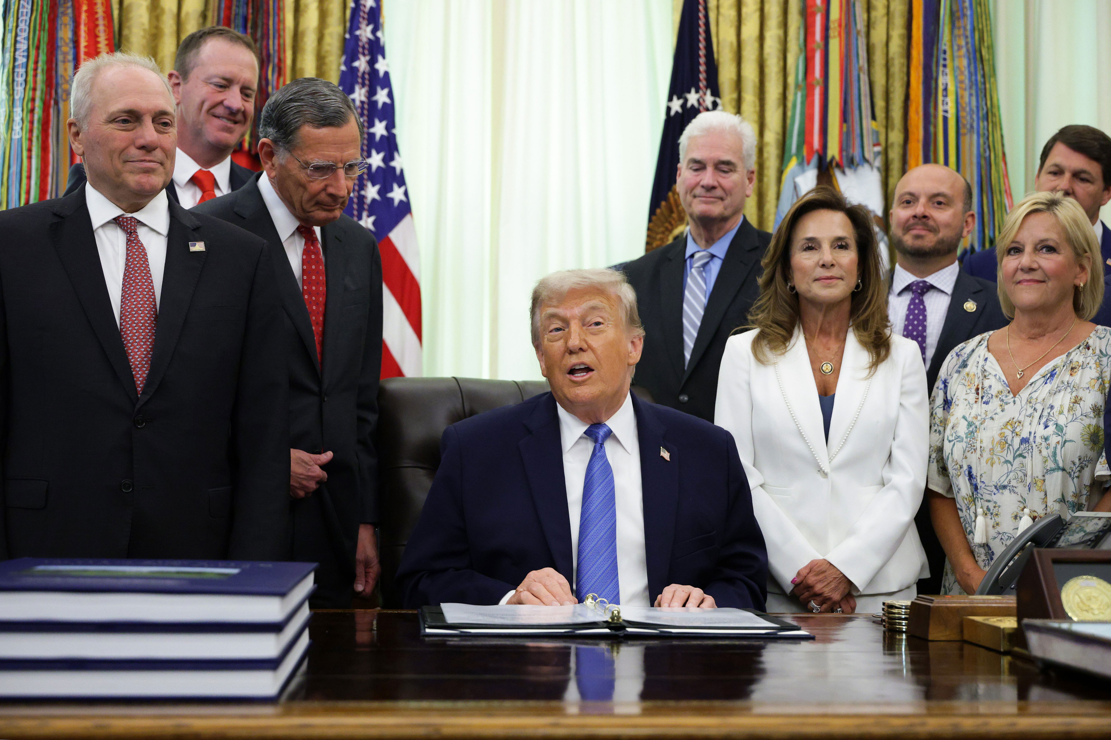 Trump threatens to bomb Iran’s power plants and bridges