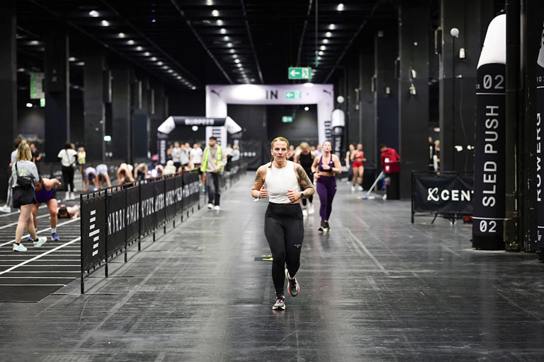 Sneller worden in HYROX? Volgens het HYROX Sports Science Report is dit ...