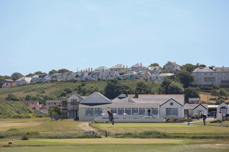 I’ve played 300 golf courses. These are my 5 favourite spots for a post ...