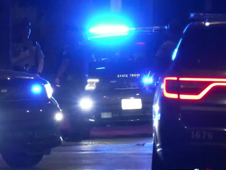 Car crashes into tree on Cleveland’s east side after short chase with ...