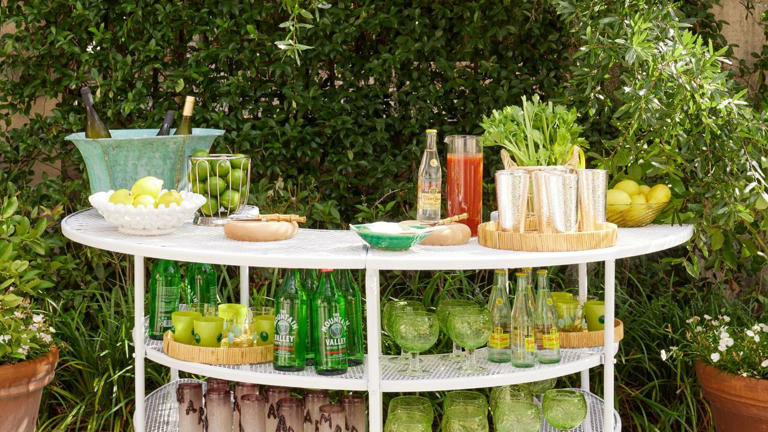 How to create an outdoor drinks station perfect for summer parties