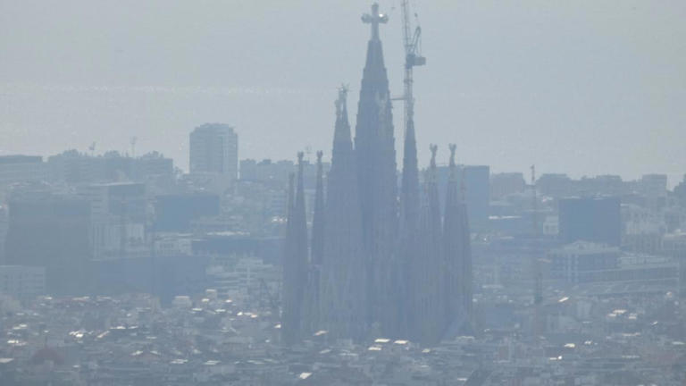 La niebla de la Sagrada Família