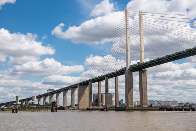 Dartford Crossing bridge closure causes huge queues on M25