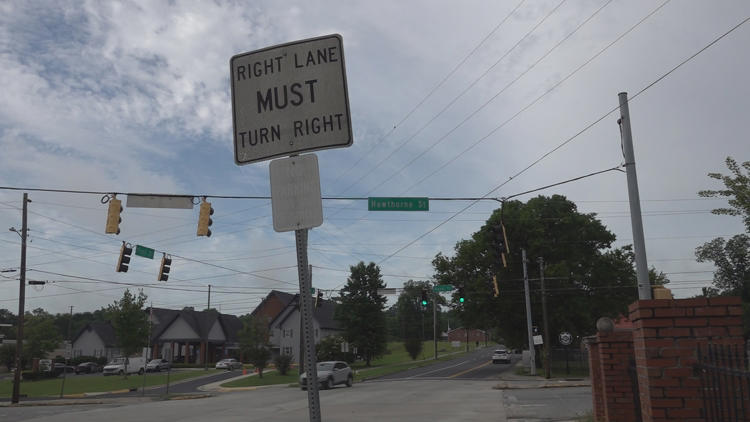 'Driving me crazy!' | Macon-Bibb adds warning sign after driver raises ...