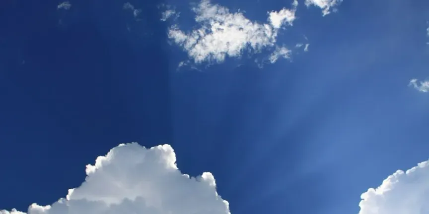 9 signs that "mild weather" forecast is actually hiding something far ...