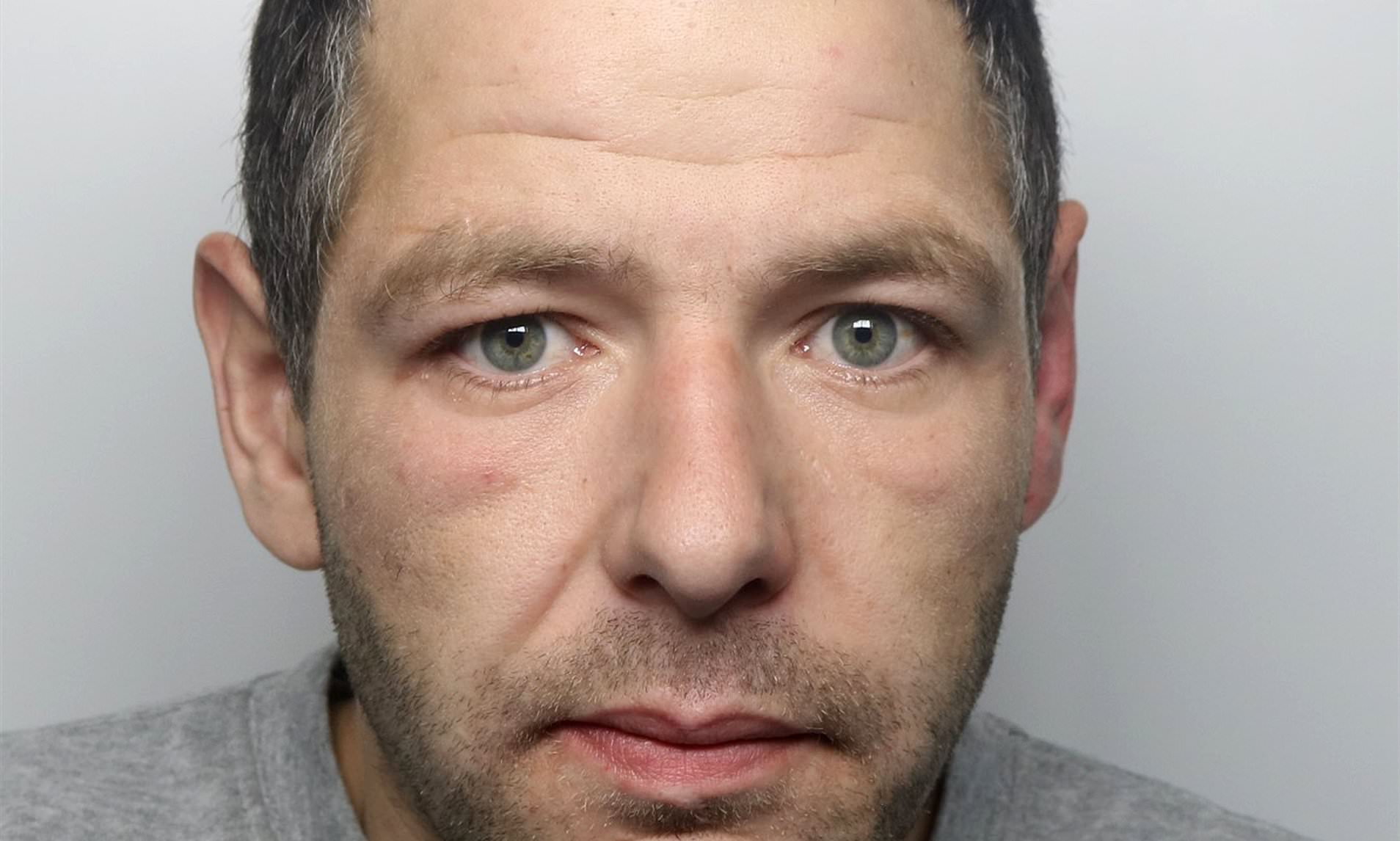 Child killer stabbed '25 times in five-minute prison cell attack ...