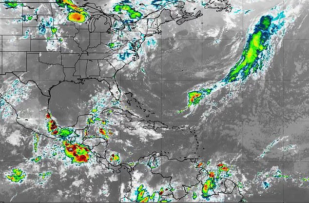 Hurricane trackers eye first tropical threat of 2026 in Gulf of America ...