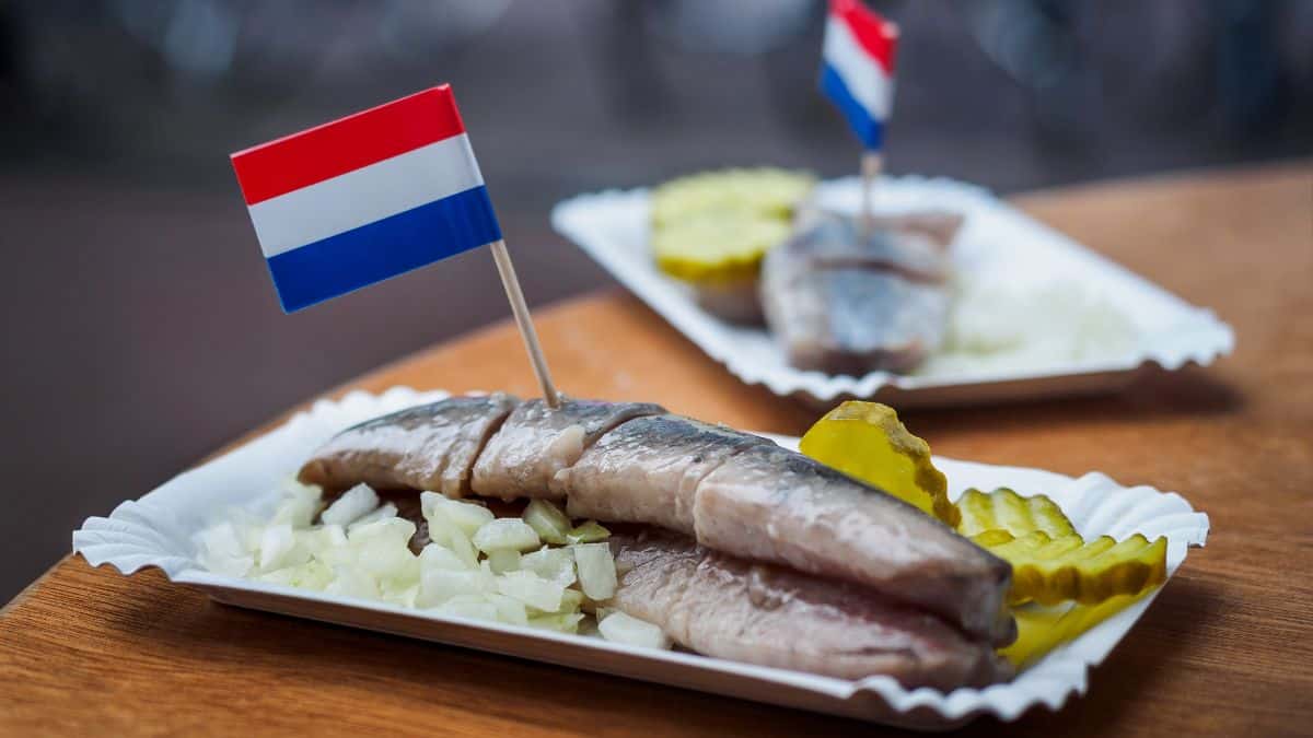 12 countries foodies rank among the world's most forgettable for food