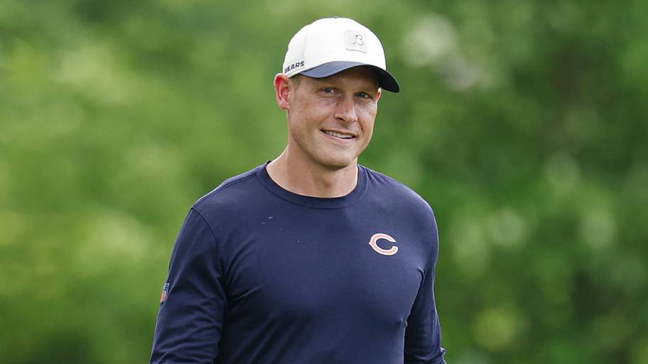 Ben Johnson praises powerful player who elevates Bears' offensive line