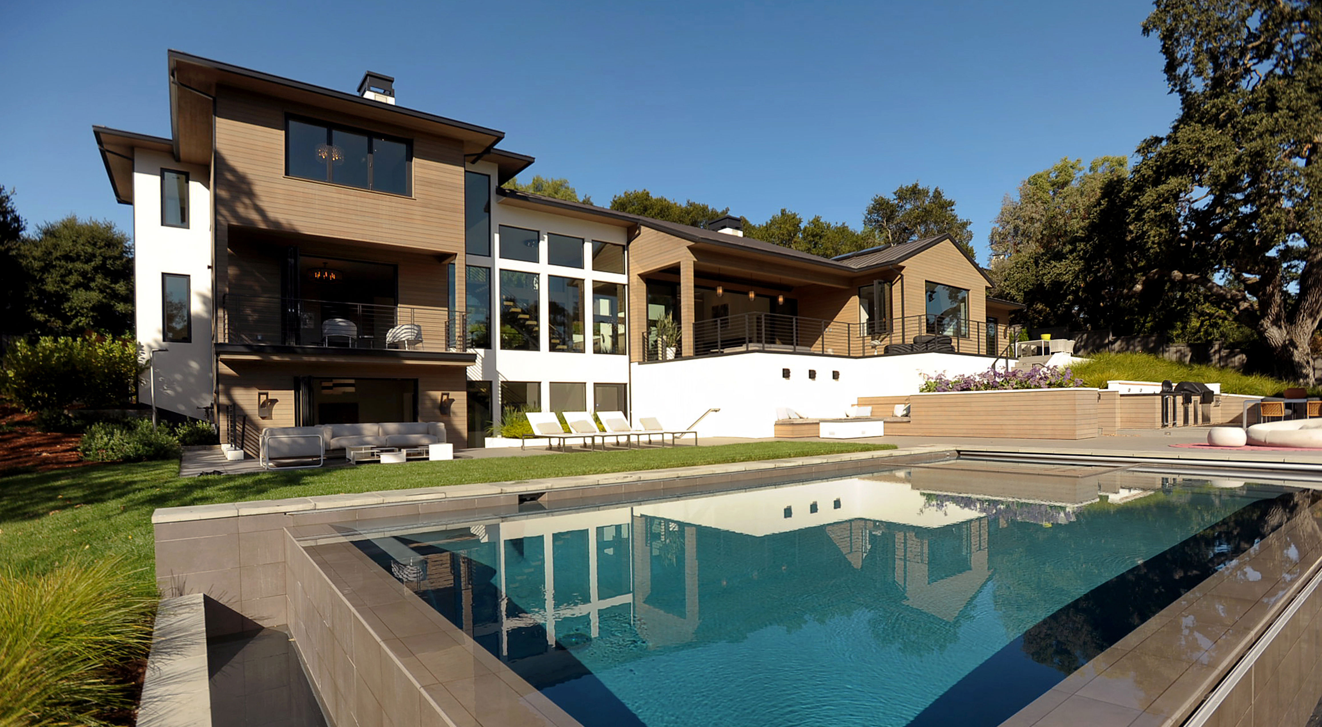 The ultra-wealthy in Silicon Valley are buying homes using companies ...