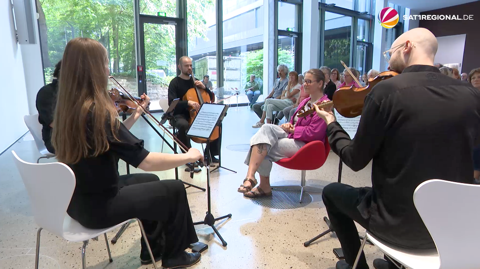 „Notfallkonzert“: Kraftspendende Livemusik im Sprengel Museum Hannover