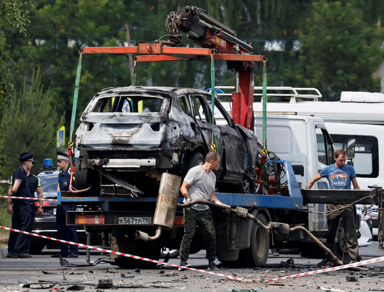 Ukraine-Russia live: Kremlin responds to Moscow car bomb