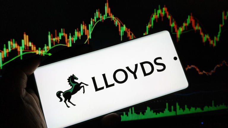 Lloyds partners with Stripe to expand payments for UK small businesses
