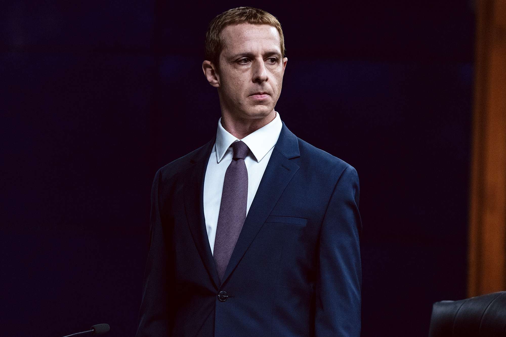 See Jeremy Strong become Mark Zuckerberg in first trailer for Aaron ...