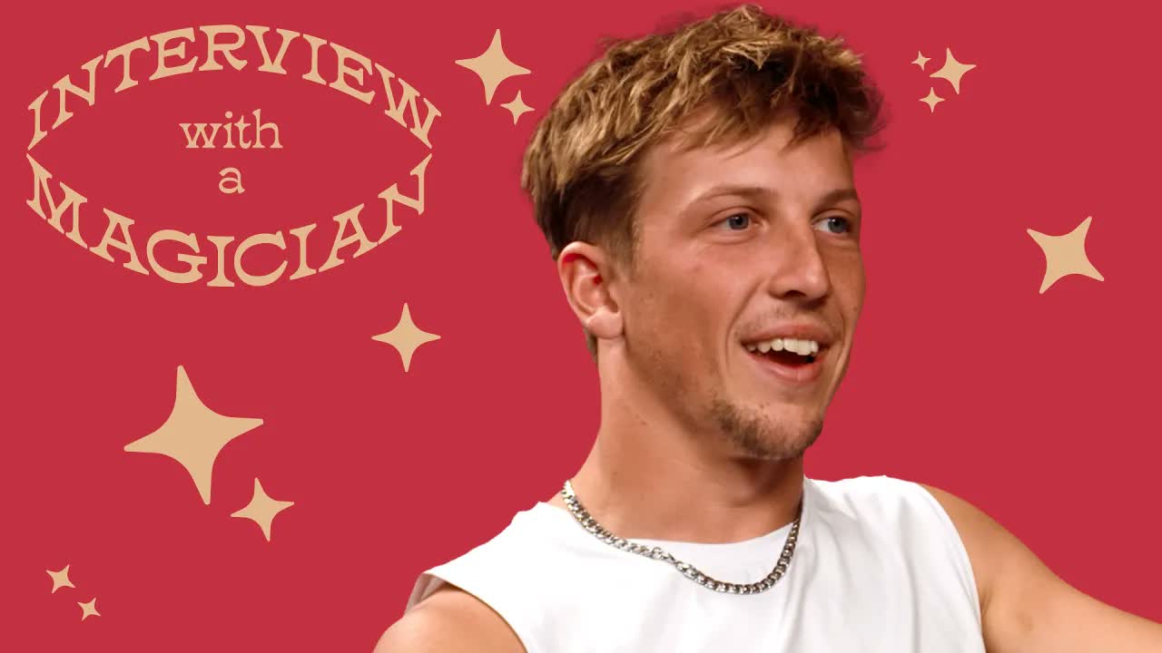 Liam Lawson reveals his red flags with a magician