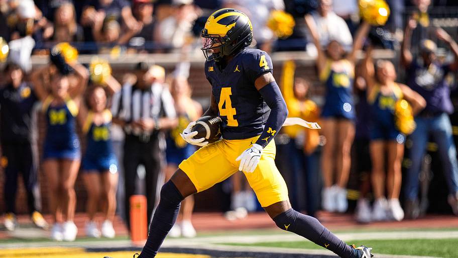 Michigan football WR Andrew Marsh has heavy praise for QB Bryce Underwood