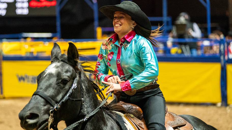 Women in rodeo: Barrel racer Julie Plourde continues momentum after NFR ...
