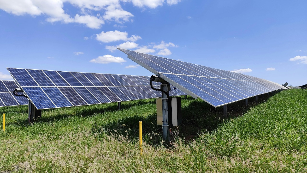 US renewables outproduced natural gas across a full month for the first ...