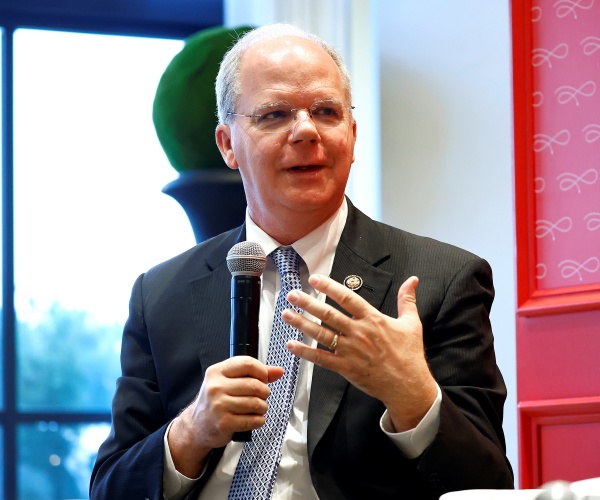 Rep. Guthrie urges legislation requiring data centers to cover energy costs
