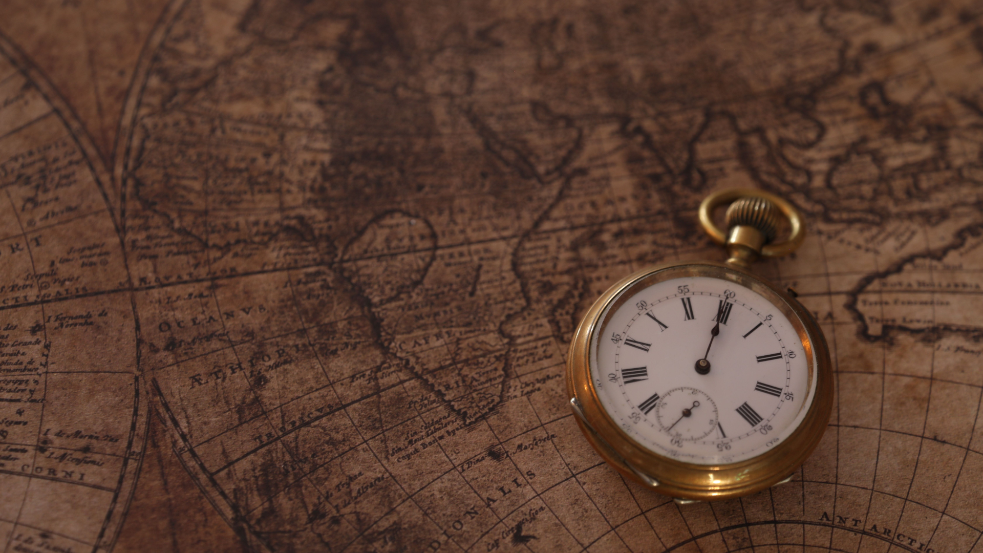 20 historical finds that prove time travel exists