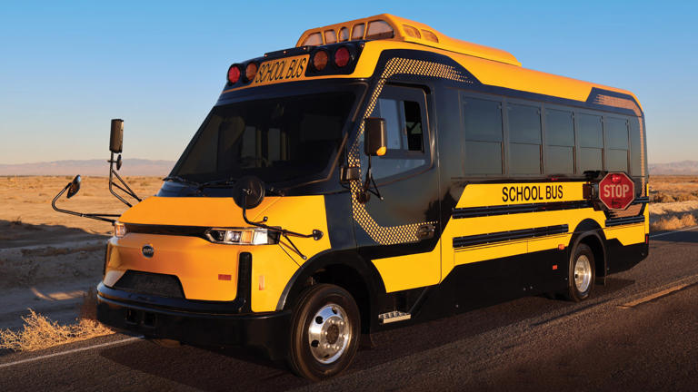 BYD builds buses in California. The Pentagon just called it a Chinese ...