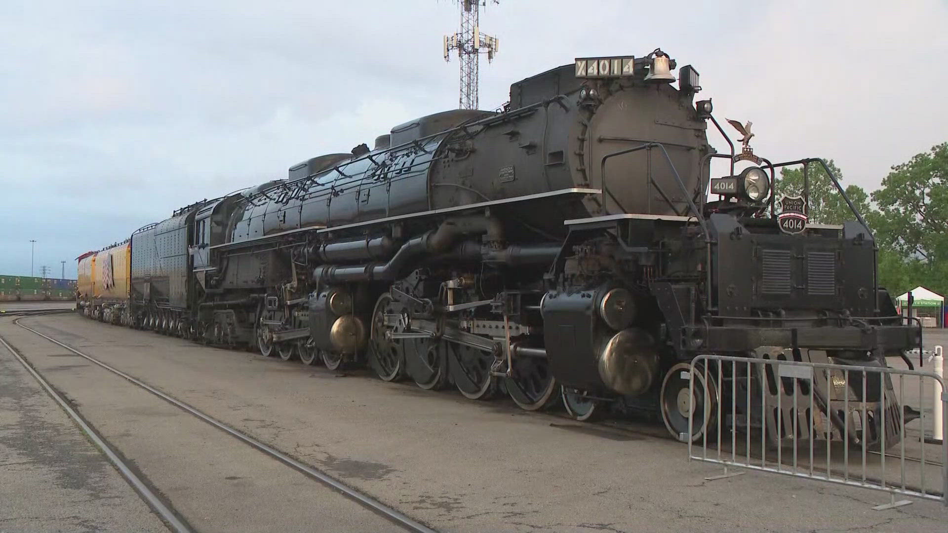Union Pacific's Big Boy arrives in Buffalo