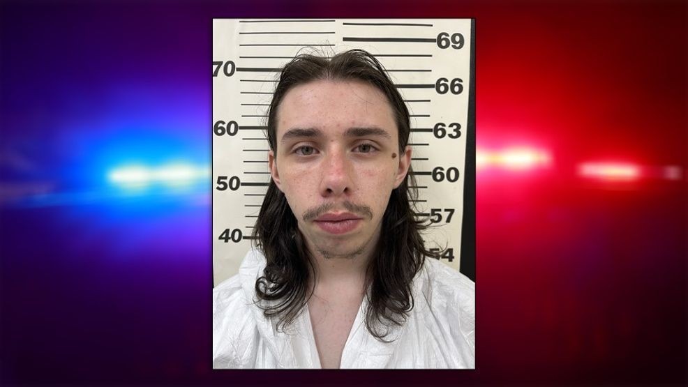 New Hampshire teen accused of shooting, killing sister