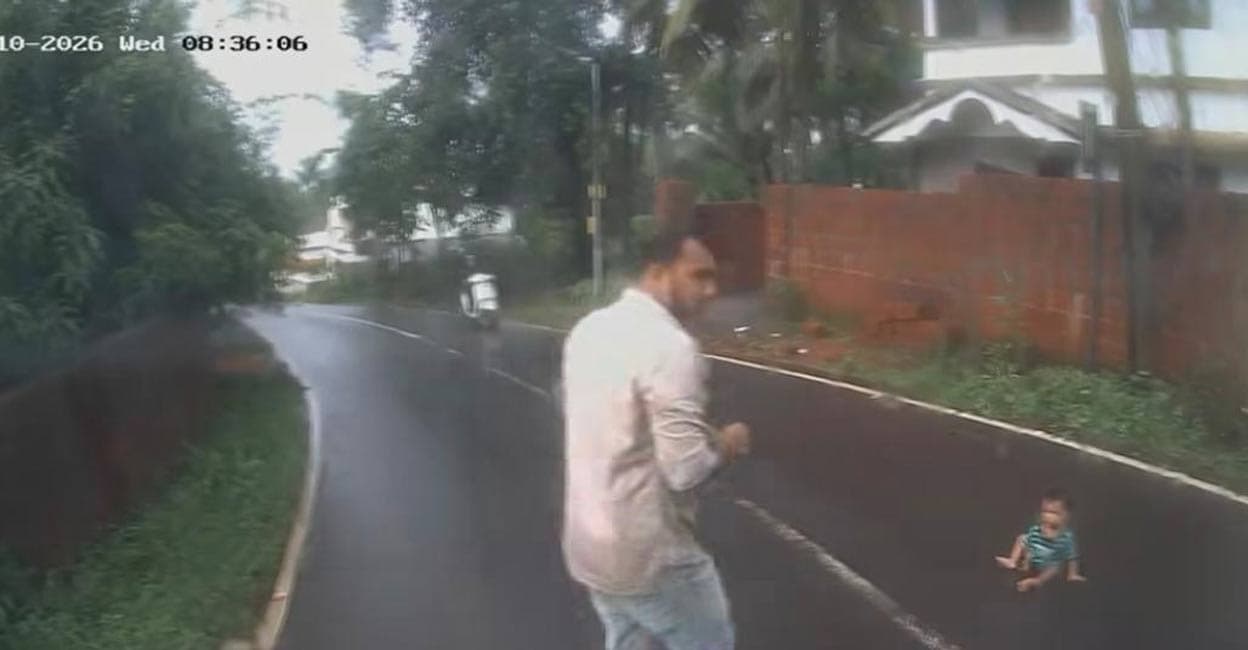 1-yr-old baby crawls out of home & settles on busy Malappuram road ...