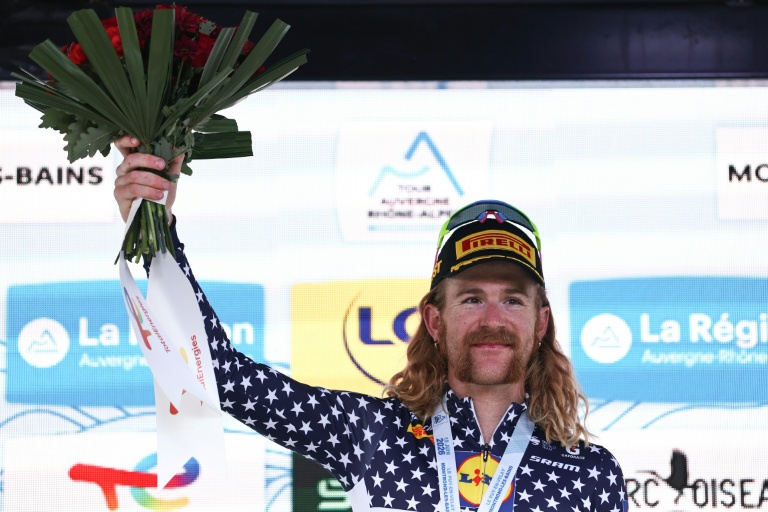 Breakaway king Simmons escapes with win at Tour Auvergne-Rhone-Alpes